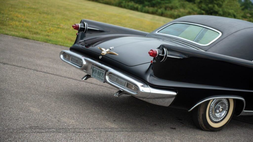 Imperial Crown Limousine by Ghia - Secret Classics