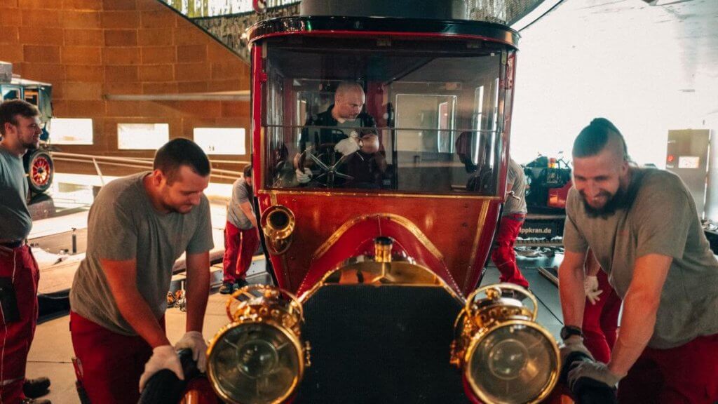 Mercedes-Simplex 60 hp Touring Sedan - Secret Classics