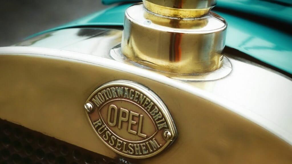 The evolution of the Opel logo - Secret Classics