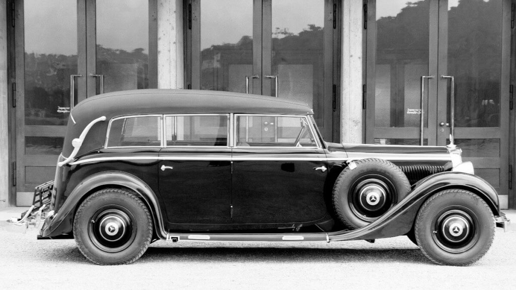 Mercedes-Benz - Pullman Limousines - Secret Classics