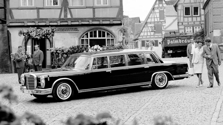 Mercedes-Benz - Pullman Limousines - Secret Classics