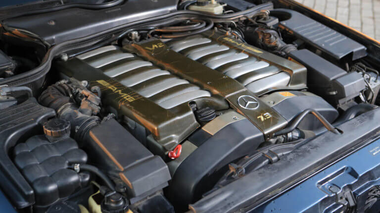 Mercedes-Benz SL 73 AMG - Secret Classics