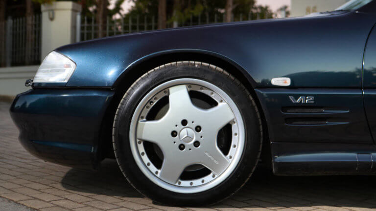 Mercedes-Benz SL 73 AMG - Secret Classics