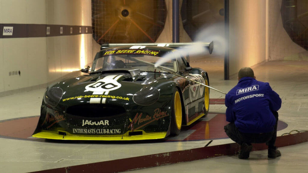 Rob Beere Racing E-Type - Secret Classics