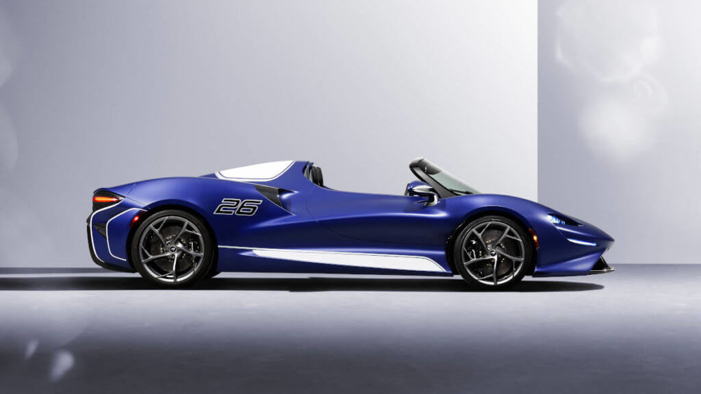 McLaren Elva with windshield - Secret Classics