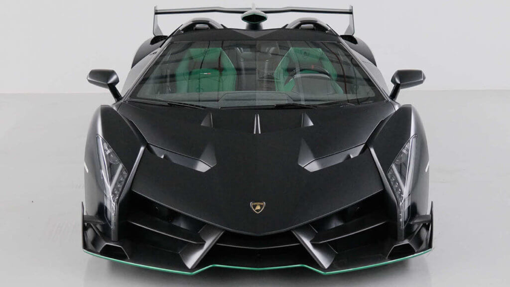 Lamborghini Veneno Roadster - Secret Classics