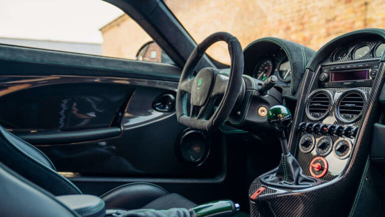 Noble M600 Carbon Sport - Secret Classics