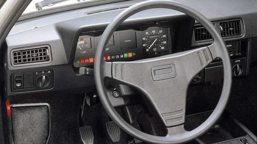 Volvo 300 series - Secret Classics